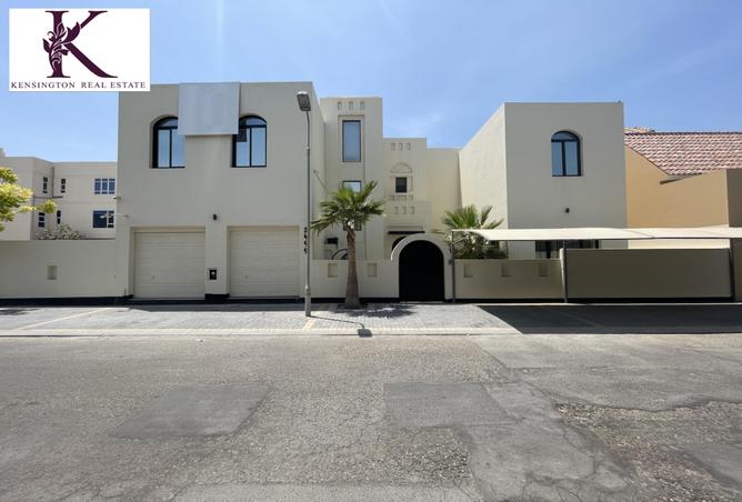 Villas with Balcony for sale in Saraya 2, Bu Quwah | Property Finder BH