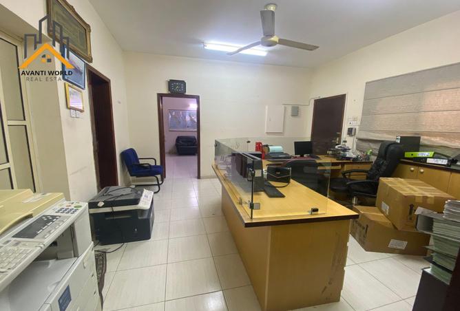 Rent in Adhari: For rent offices in Adhari area | Property Finder