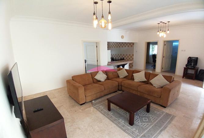 للايجار في الجنبية: PVT. GARDEN| SINGLE LEVEL| COMPOUND VILLA | بروبرتى ...