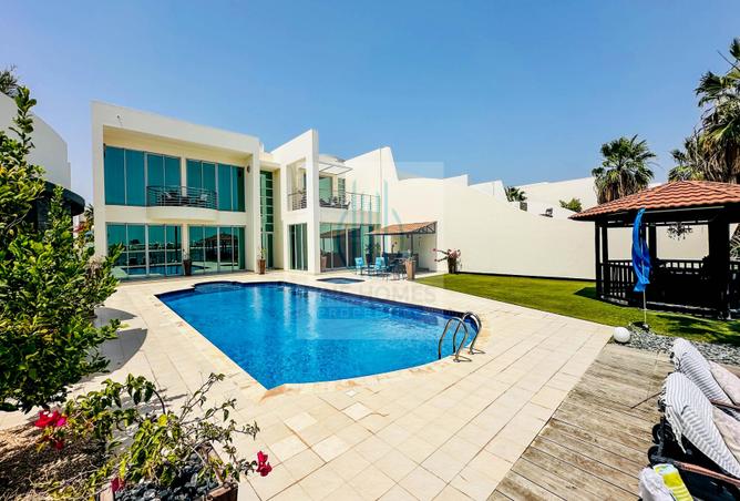Villas for sale in Durrat Al Bahrain - 72 Houses for sale | Property ...